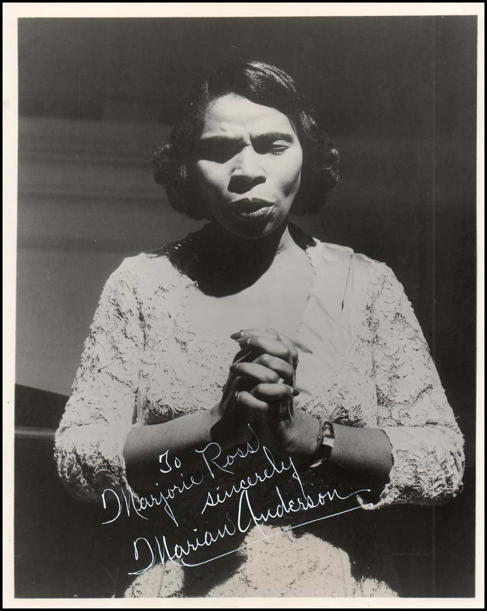 Anderson, Marian. (1897–1993) Signed Photograph – Schubertiade Music ...