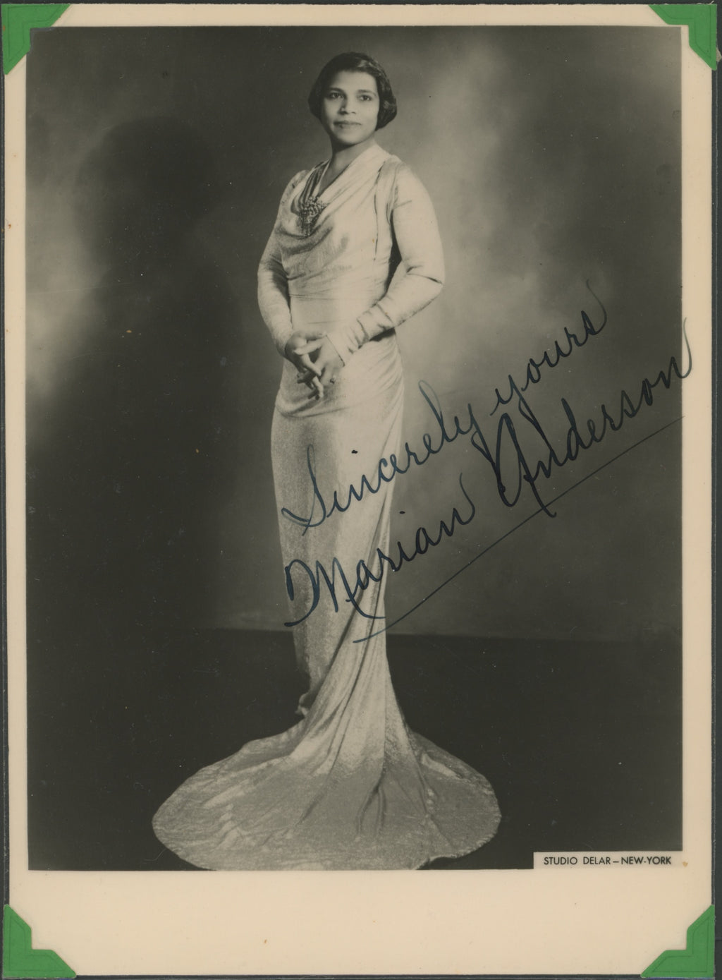 Anderson, Marian. (1897–1993) Signed Photograph – Schubertiade Music ...