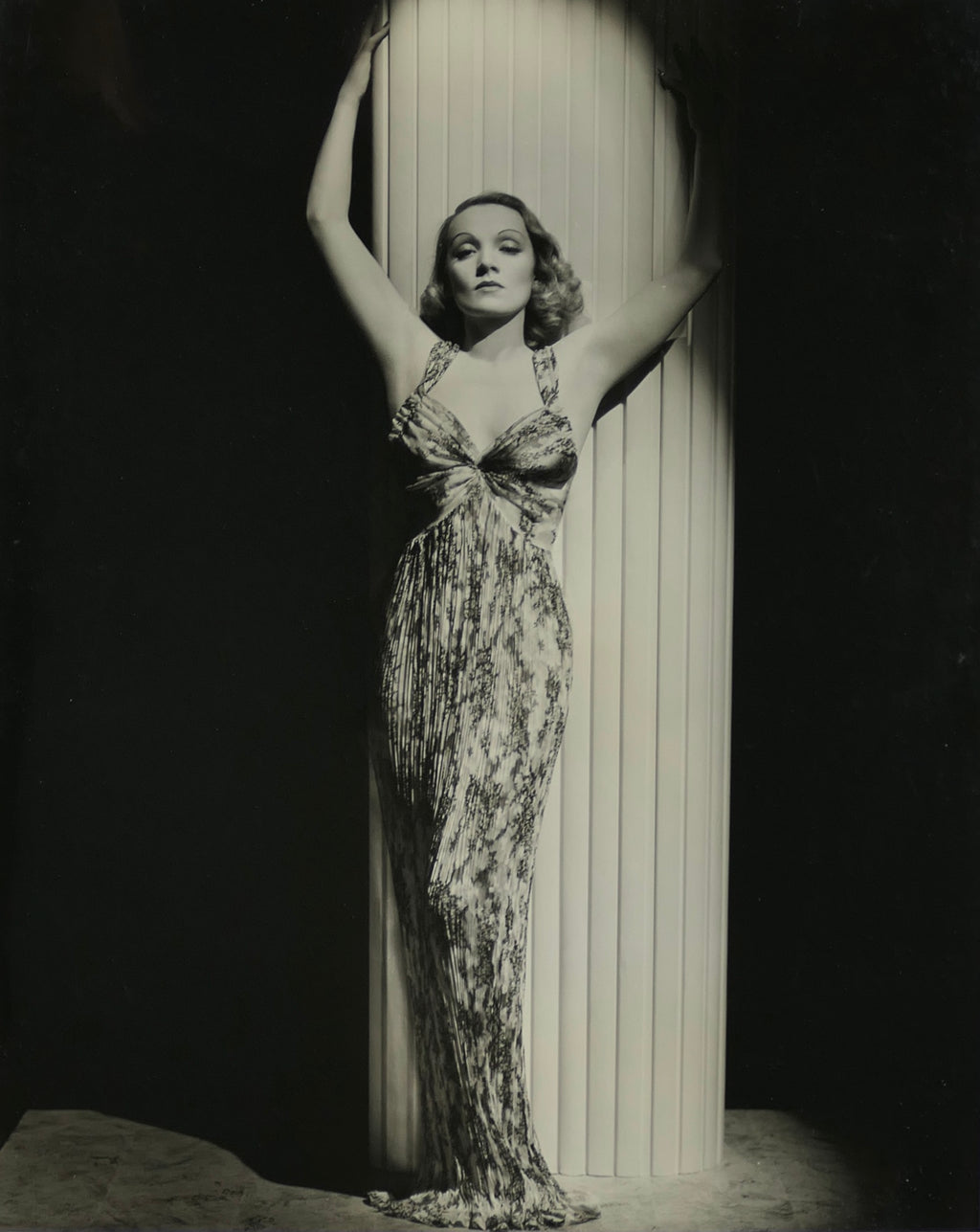 Hurrell, George. (1904–1992) [Dietrich, Marlene. (1901-1992)] Marlene ...