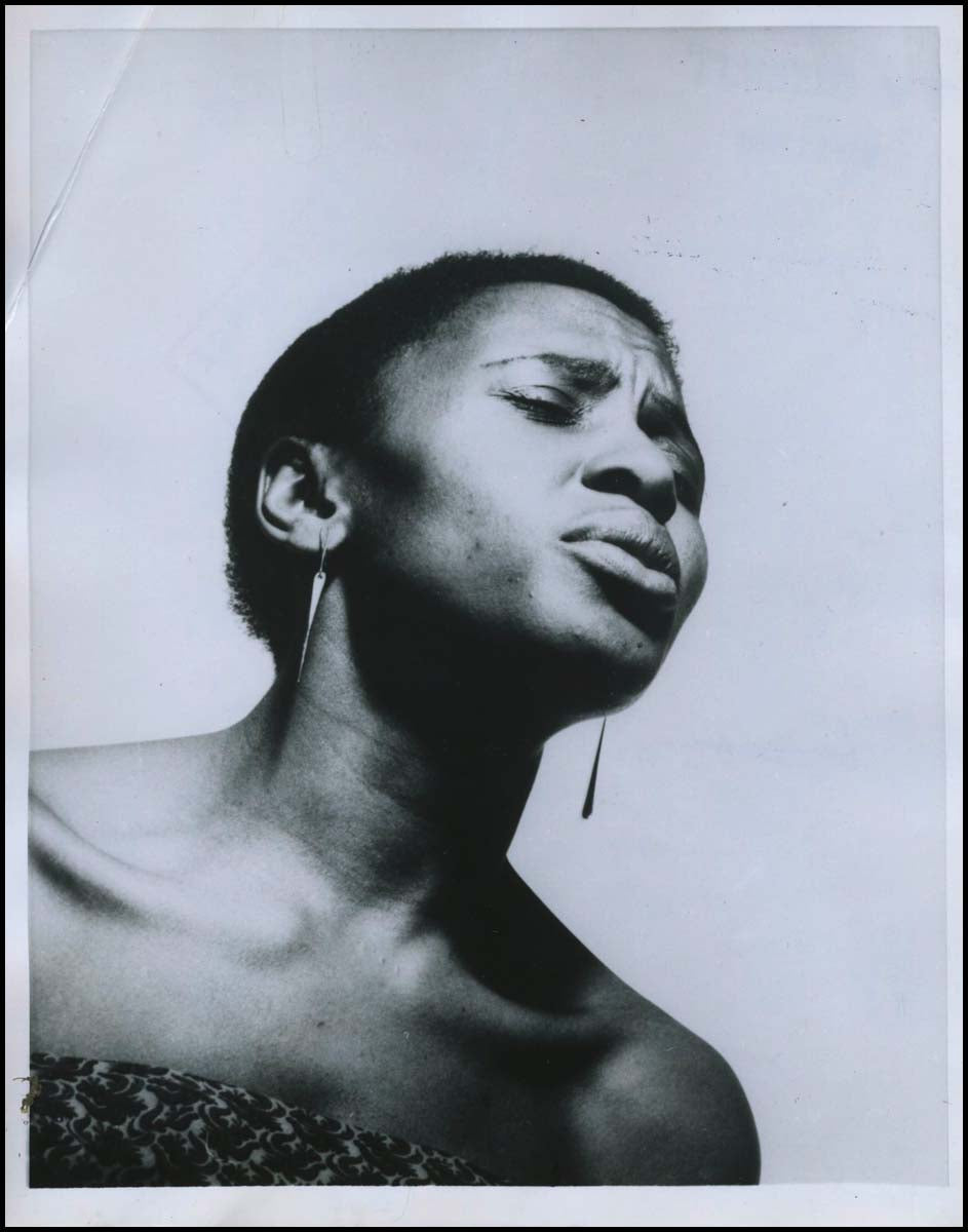 Makeba, Miriam. (1932 - 2008) [Basch, Peter] Vintage Photograph ...