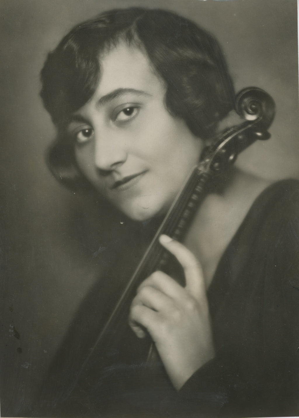Morini, Erica. (1904–1995) Original Portrait Photograph – Schubertiade ...