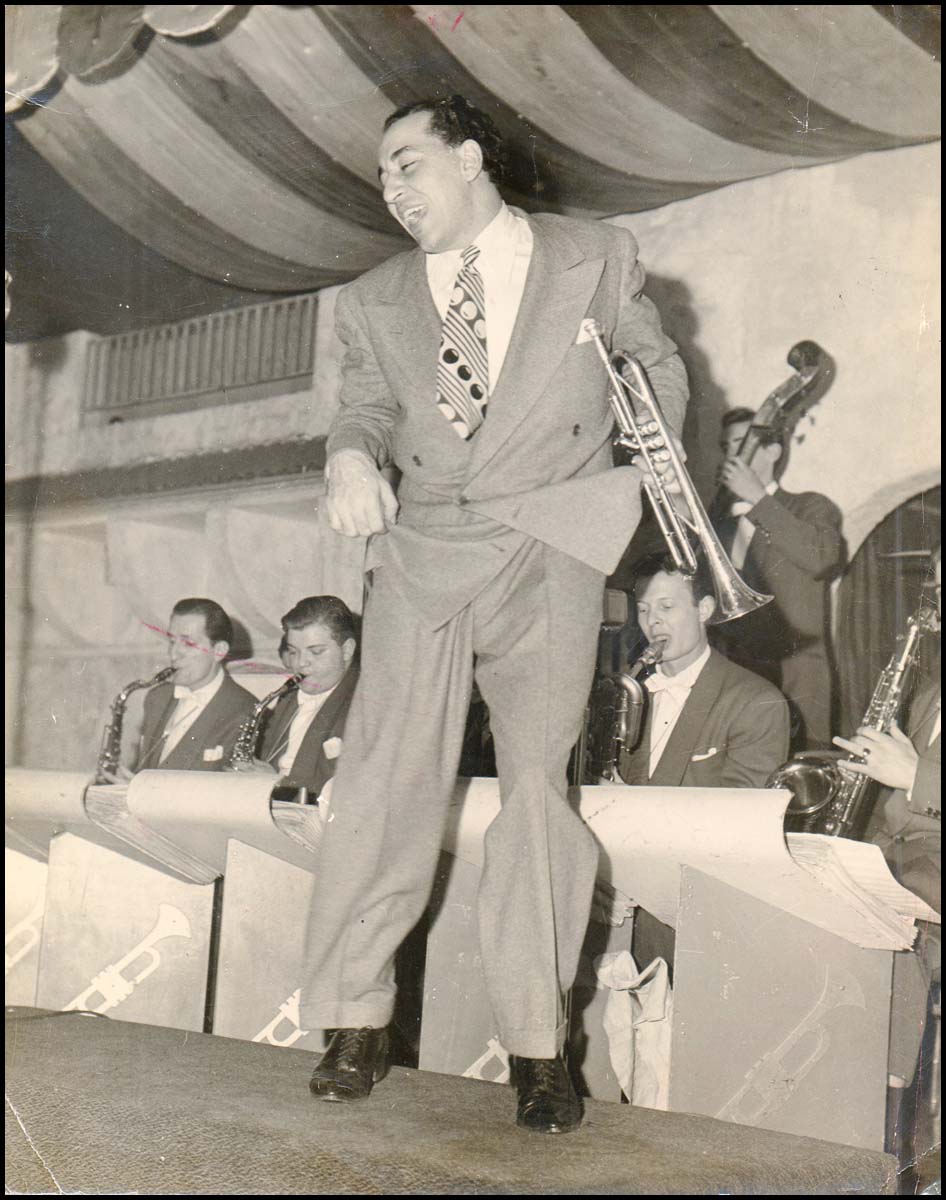 [Jazz & Song] Prima, Louis. (1910–1978) Original 1958 Photograph ...