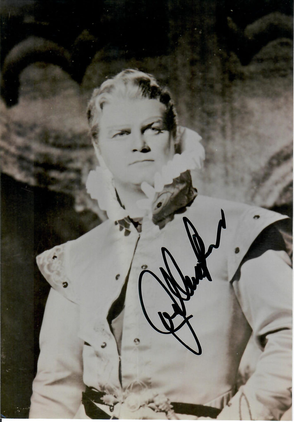 Vickers, Jon. (1926 - 2015) Signed Photograph in "Don Carlos ...